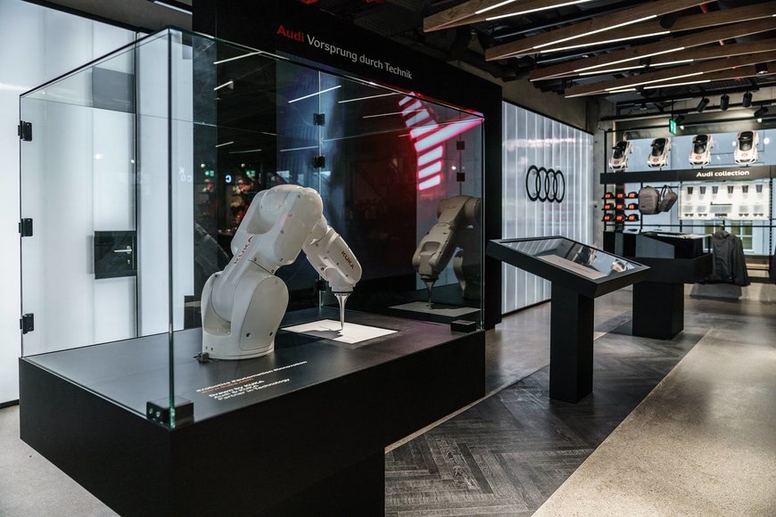 Technology meets Design: Robot draws Audi design sketch | Industry EMEA