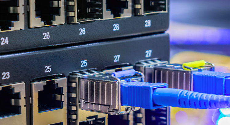 How are SFP Modules used with Industrial Network Switches? | Industry EMEA